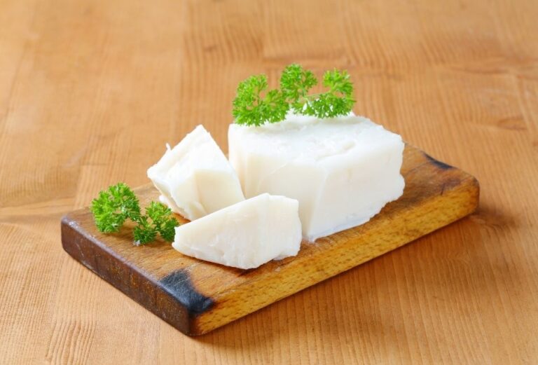 60 White Foods (with Pictures)