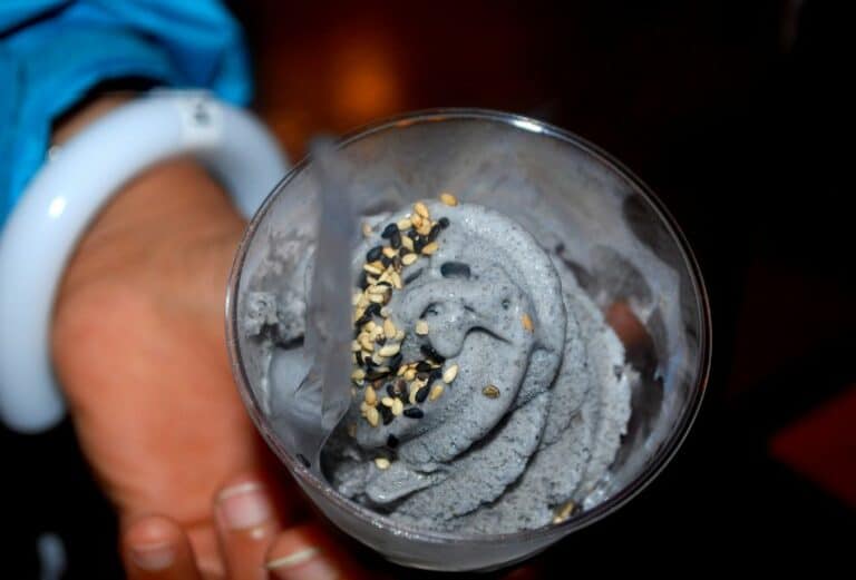 33 Gray Foods (With Pictures)